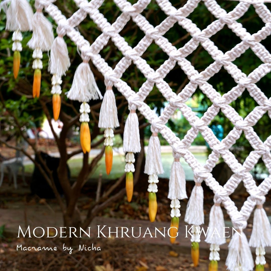 เครื่องแขวนประดิษฐ์ + ดอกไม้สด – Macrame by Nicha