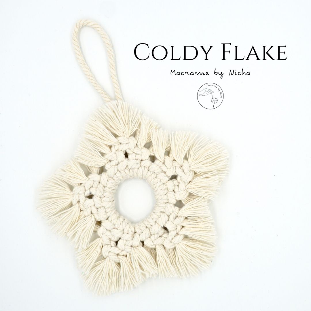 The Coldy Flake - Snowflakes - Discover our collection of ornaments – Macrame by Nicha