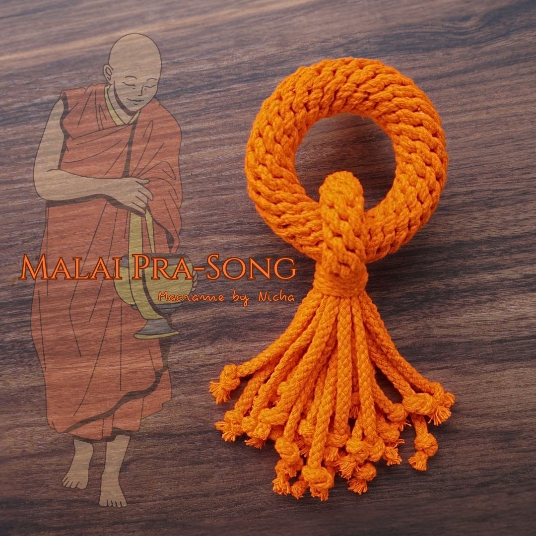 MALAI PRA-SONG - Phuang Malai for Monks - To make merit – Macrame by Nicha